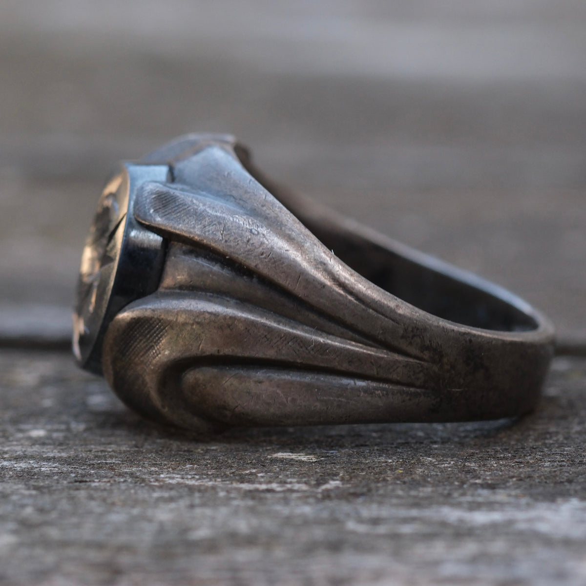 Vintage Sterling Hematite Centurion Ring 8.25 – American Decay